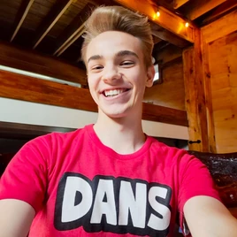 Dude Dans | Wikitubia | Fandom