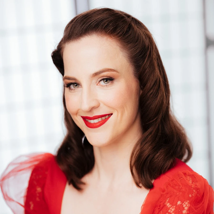 Daisy Cousens | Wikitubia | Fandom