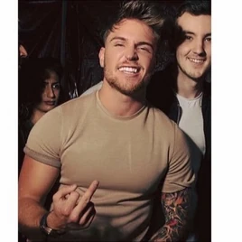 Tom Zanetti | Wikitubia | Fandom