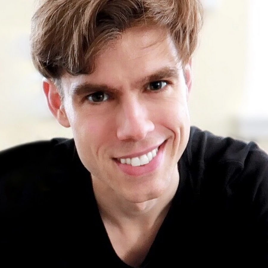 Derek Van Schaik | Wikitubia | Fandom