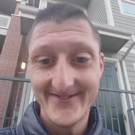 Daniel Larson | Wikitubia | Fandom