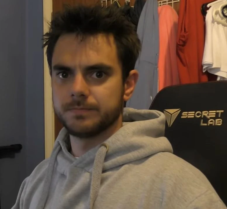 Steve Reviews | Wikitubia | Fandom