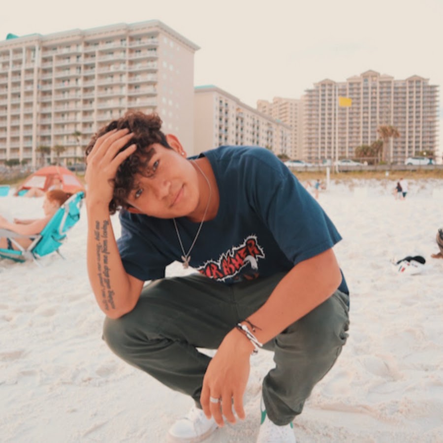 Skunky | Wikitubia | Fandom