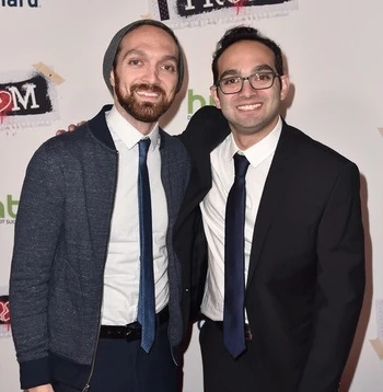 REACT | Wikitubia | Fandom