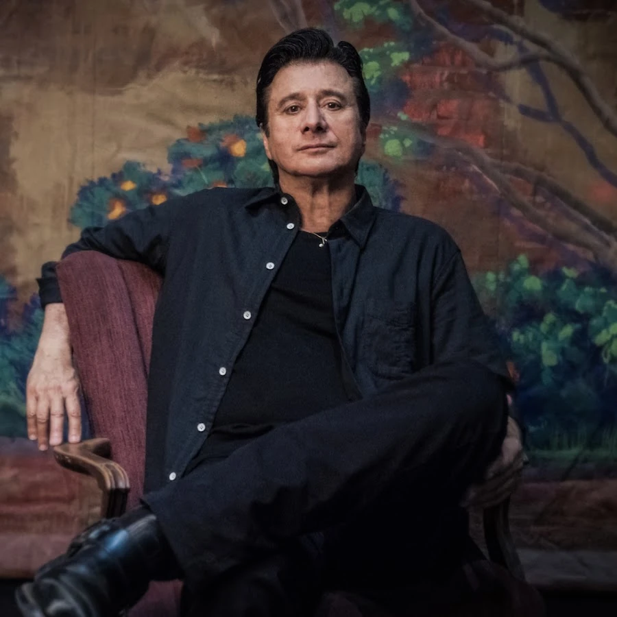 Steve Perry | Wikitubia | Fandom