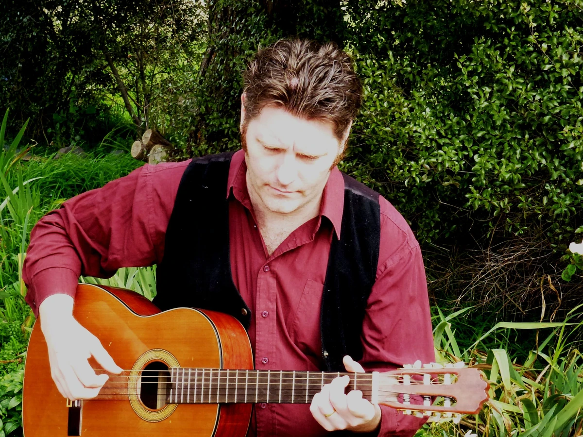 Daniel Kelly Folk Music | Wikitubia | Fandom