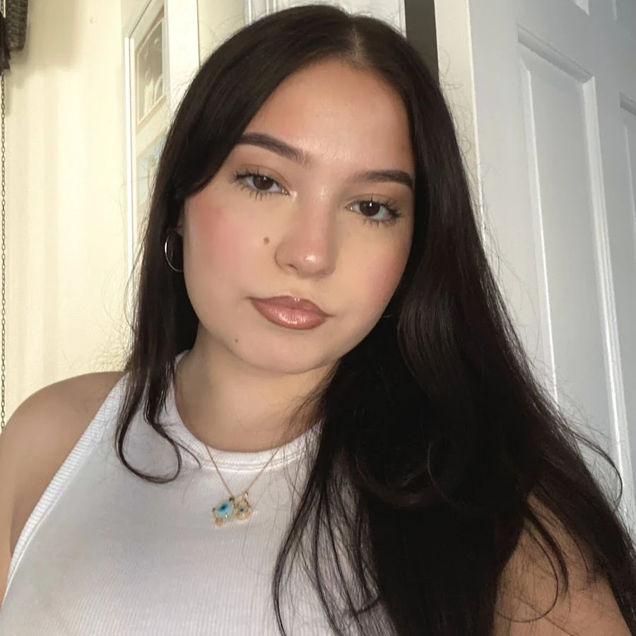 Isabella Kalupniek | Wikitubia | Fandom