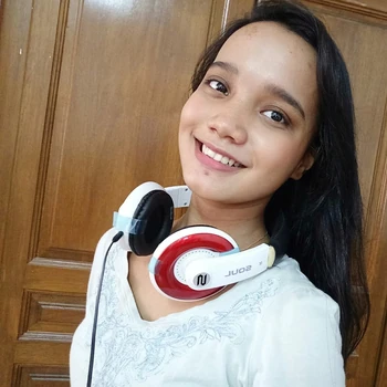 Yulia Kamelia | Wikitubia | Fandom