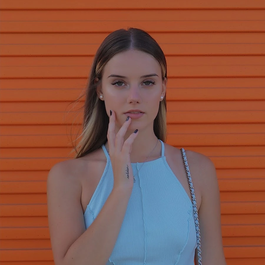 Lia Sikora | Wiki YouTube Pedia | Fandom