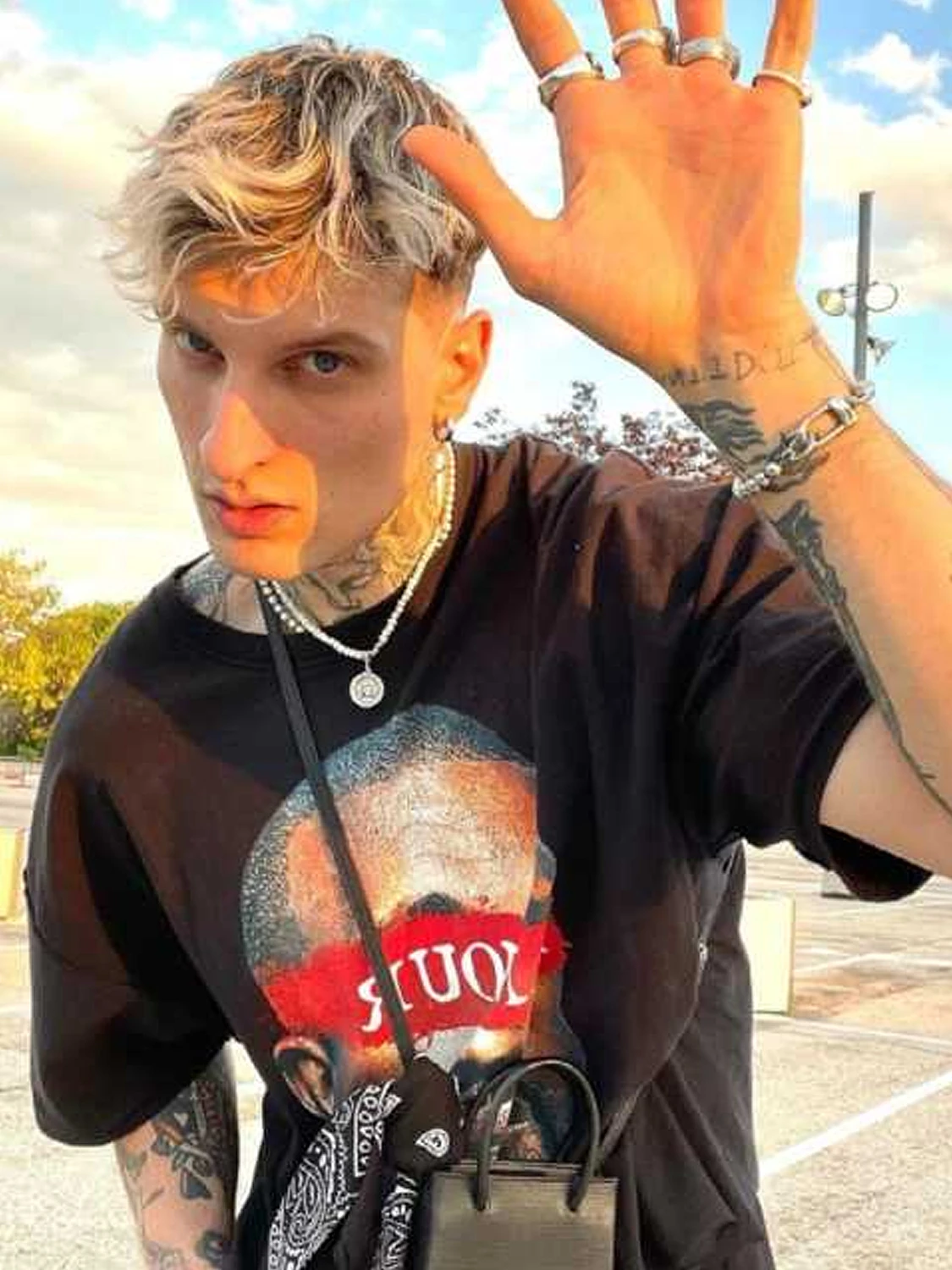 Misho Amoli | Wiki YouTube Pedia | Fandom