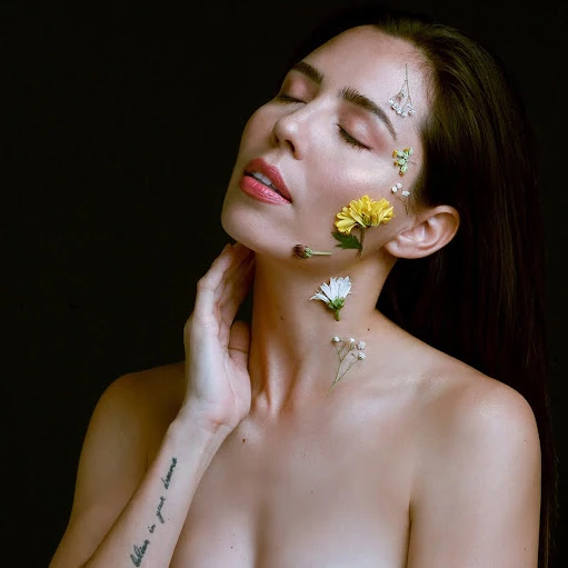 MARILÚ FLORES | Wiki YouTube Pedia | Fandom