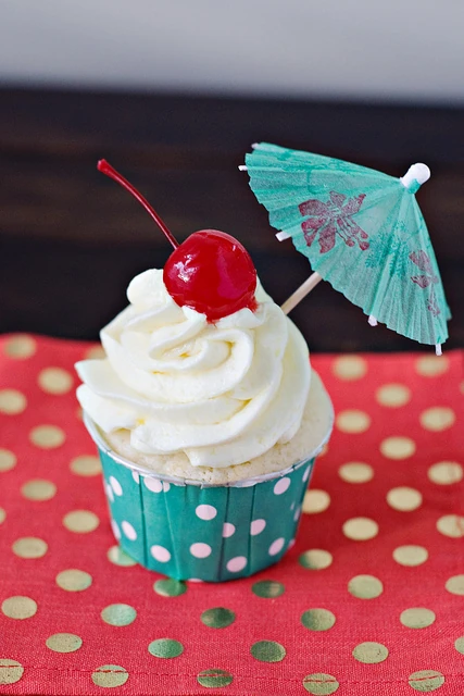Piña Colada Cupcakes | Cupcakes Wiki | Fandom