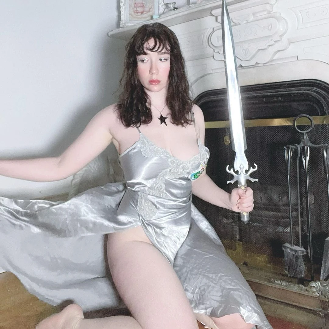 Elita Harkov | Elita Harkov Wiki | Fandom