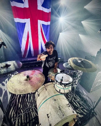 Ben Sharp | YUNGBLUD Wiki | Fandom