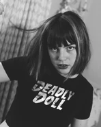 Izzy Harrison | YUNGBLUD Wiki | Fandom