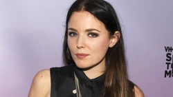 Push Play Miriam Bryant