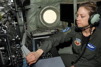 Lieutenant Eva | Contra Wiki | Fandom