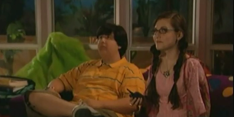 Quinn Misses the Mark | Zoey 101 Wiki | Fandom