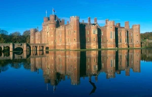 Castles | Zombiepedia | Fandom