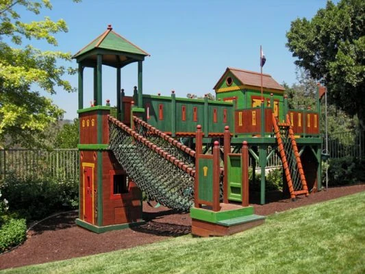 Play Structures | Zombiepedia | Fandom