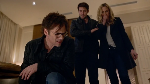 Collision Point | Zoo (TV Series) Wikia | Fandom