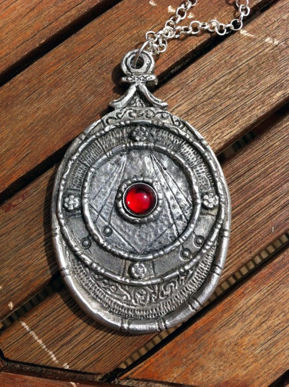 Zorro's medallion | Zorro Wiki | Fandom